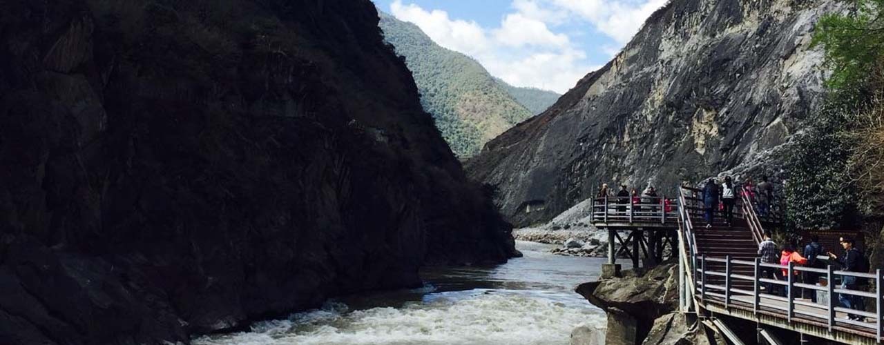 16-Day Beijing, Shangri-La, Tiger Leaping Gorge, Lijiang, Dali, Kaili ...